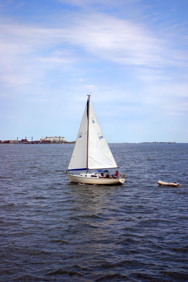Sailing yacht editorial stock photo. Image of sailor - 41983963