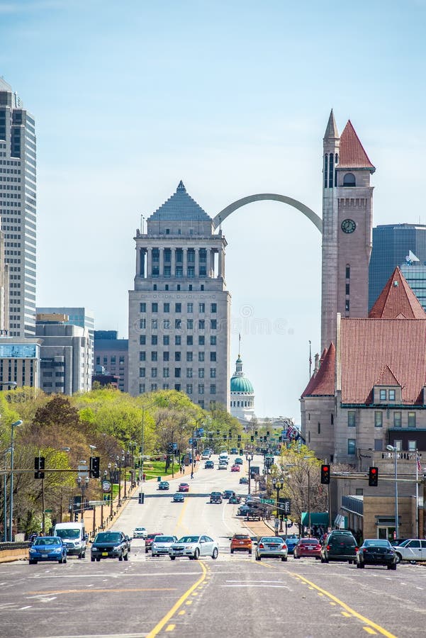 Saint Louis Missouri Downtown at Daylight Editorial Stock Image - Image ...