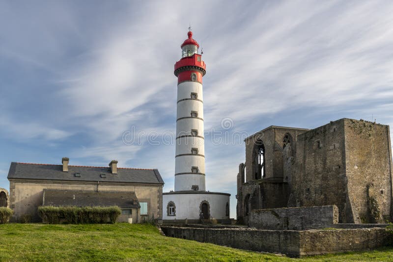 The Saint-Mathieu Lighthouse Stock Image - Image of bretagne, fields ...