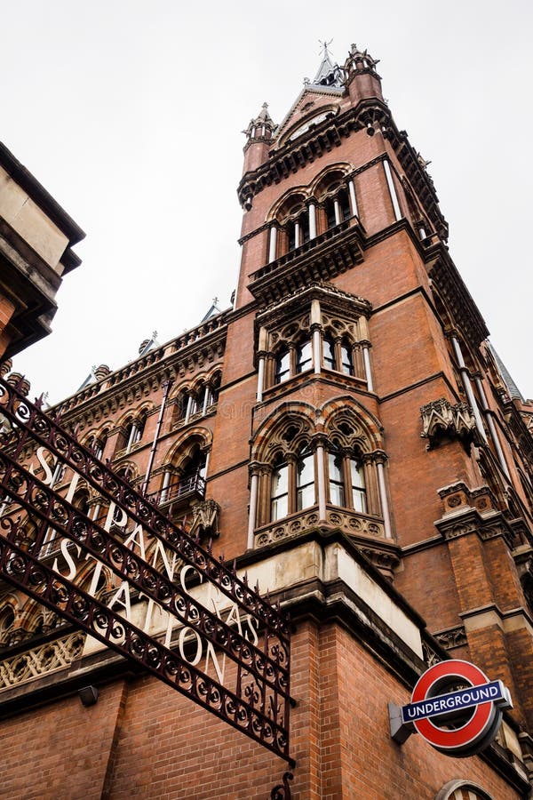 St Pancras Building, London, England Stock Photo - Image of ...