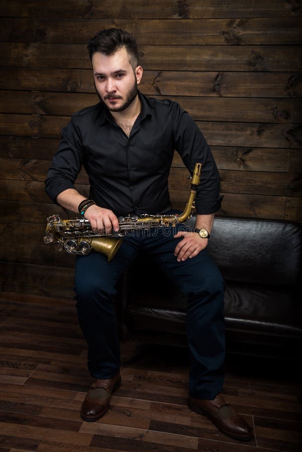 Saksofonowego Gracza Saksofonista Z Saksofonem Zdjęcie Stock - Obraz ...