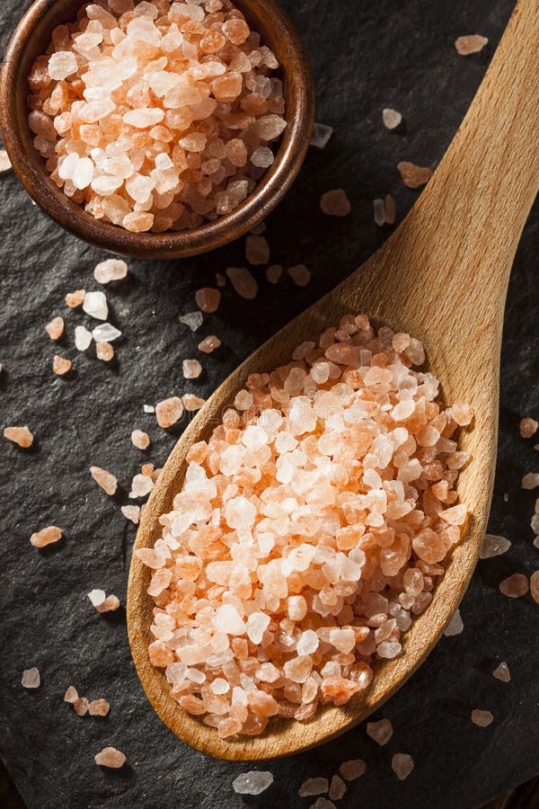 Sal Himalayan Rosada Cruda Del Mar Foto de archivo - Imagen de ...