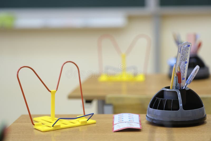 Sala De Clase Moderna De La Escuela Fotografía editorial - Imagen de ...