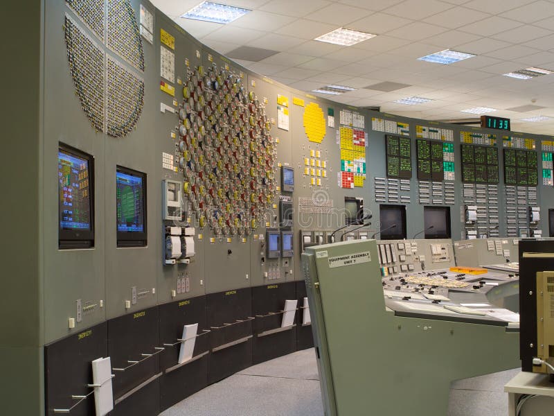 Sala di controllo fotografia editoriale. Immagine di persona - 35240612