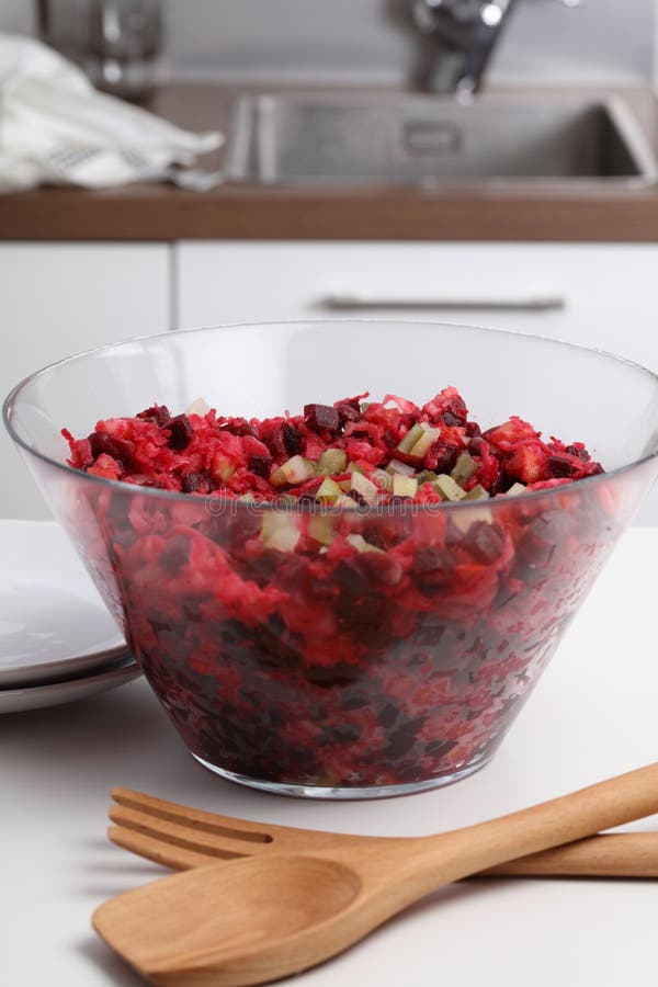 Salada Das Beterrabas Do Russo Imagem de Stock - Imagem de lado ...