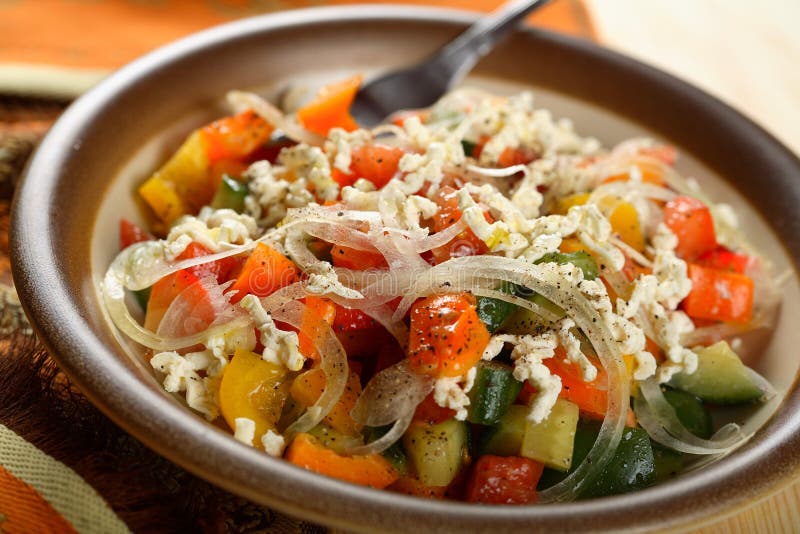 Salade Mixte Avec Du Fromage De Mozzarella Image stock - Image du sain ...