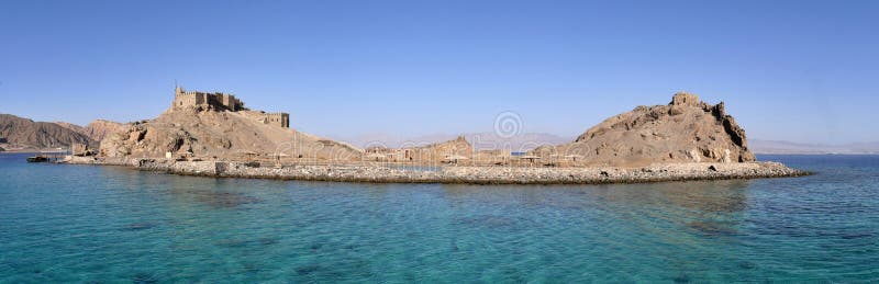Saladin`s Castle on Pharaoh`s Island Stock Image - Image of water ...