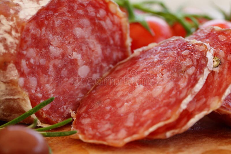 Italienische varzi Salami stockfoto. Bild von salami - 11167400