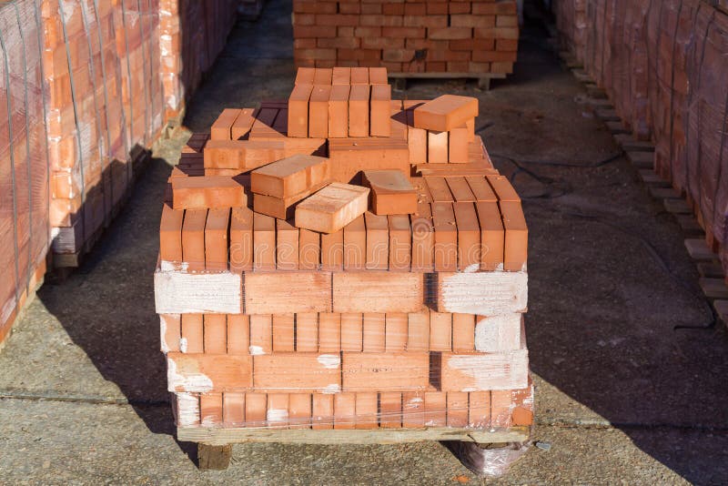 Sale of Bricks for Construction. Wholesale Base of Building Materials ...