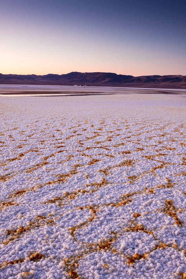 Salida Del Sol Plana De La Sal Foto de archivo - Imagen de salado ...