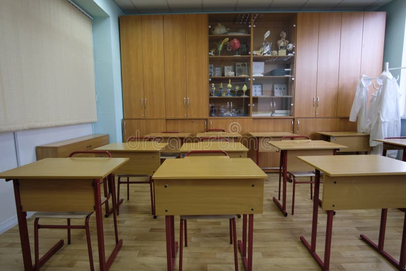 Salle De Classe Moderne D'école Photo éditorial - Image du étudiant ...