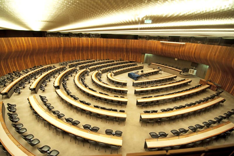 Enregistrement De L'intérieur De La Scène Et De La Salle De Conférence ...