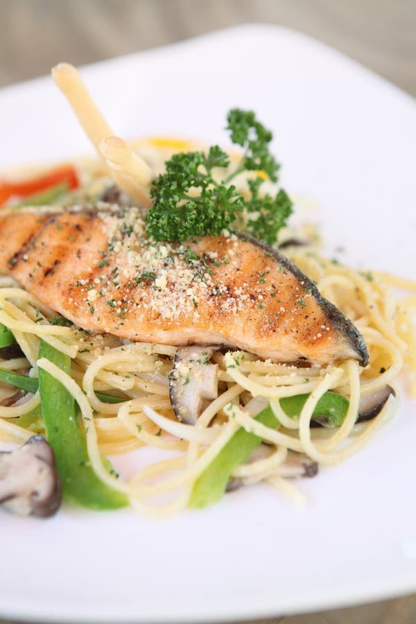 Salmon Fillet with Spaghetti Stock Image - Image of health, dried ...