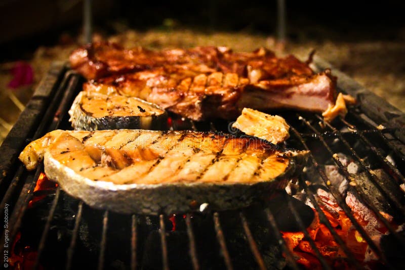 Salmon fish steaks. stock photo. Image of roasted, fire - 44318786