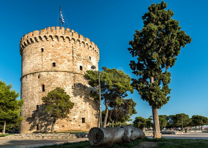 La Grecia, Salonicco, Torre Bianca Sul Lungomare Fotografia Stock ...