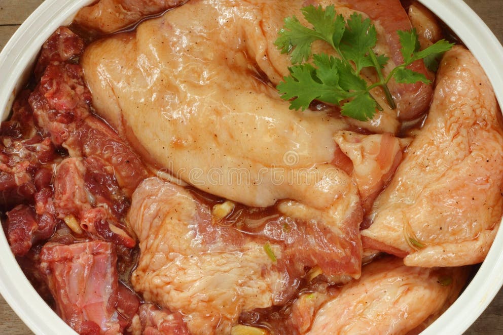 Salsa adobada cerdo foto de archivo. Imagen de cerdo - 28808954