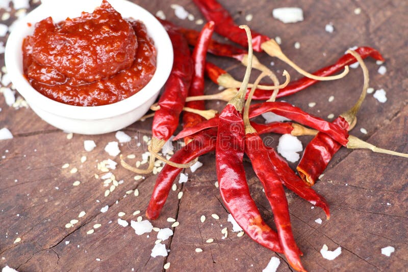 Salsa De Chile Roja Coreana Imagen de archivo - Imagen de vegetariano ...