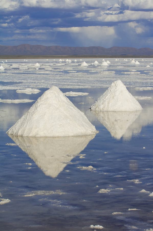 Uyuni Salt Flat, Potosi, Bolivia Stock Photo - Image of pyramid ...
