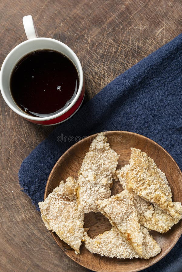 Salt crispy chicken stock photo. Image of crispy, drink - 178910510