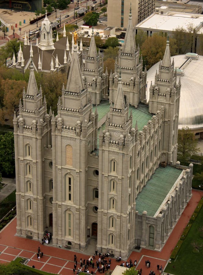Salt Lake Temple Square stock image. Image of yard, court - 21262461