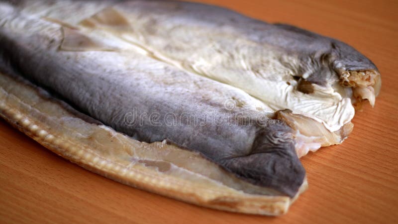 Saltad torkad fisk arkivfoto. Bild av matlagning, torkat - 104152094
