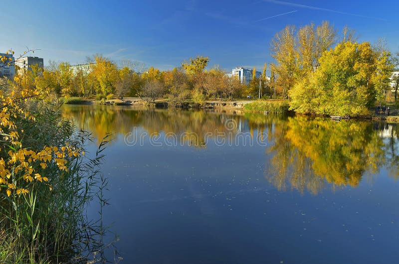 Samara River in Ukraine, the Left Tributary of the Dnieper . Stock ...