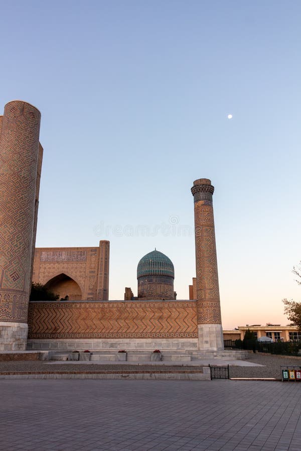 Samarkand , Uzbekistan 20 October, 2024: Bibi Khanym Mosque Editorial ...