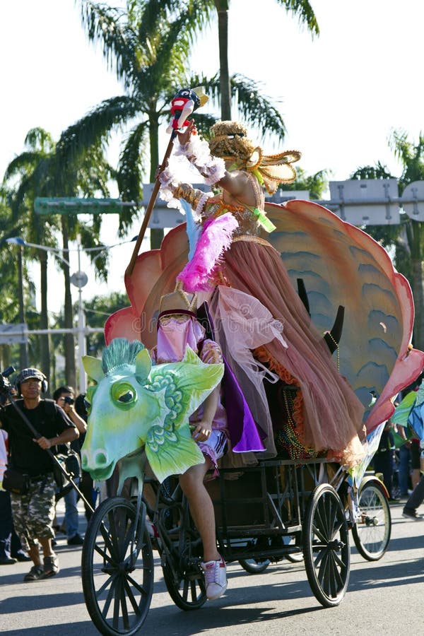 Samba carnival dancer editorial image. Image of culture - 27337280