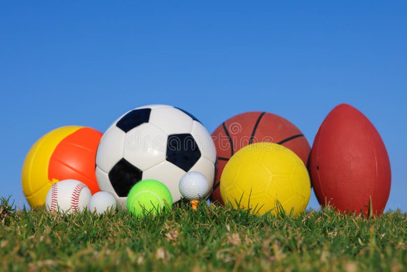 Samling av olika bollar arkivfoto. Bild av fotboll, samling - 73533876