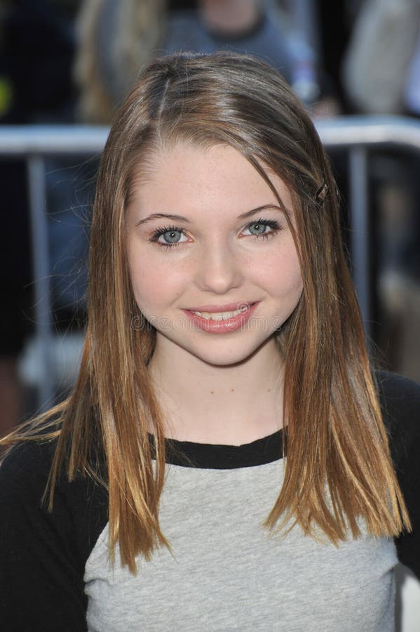 Sammi Hanratty editorial stock image. Image of premiere - 26360514
