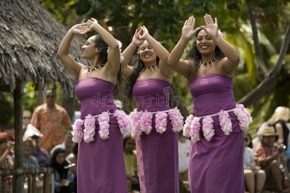 Samoan Dancer 1553 editorial photo. Image of tourism, samoan - 7040556