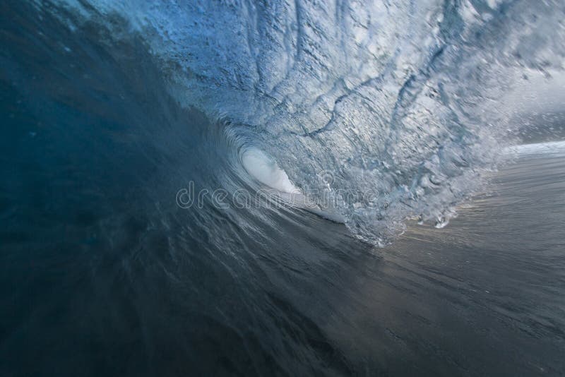 Samoan golf stock foto. Image of oceaan, buis, golven - 26260606