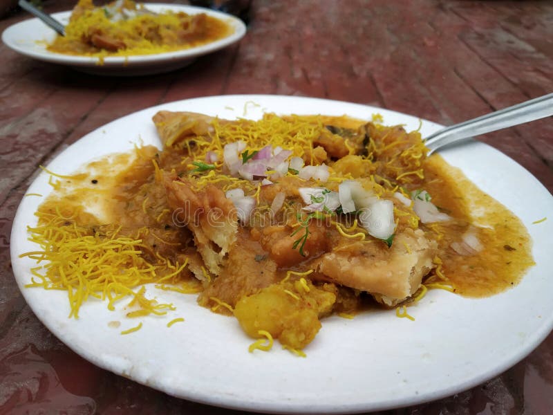 Samosa chat, fast food stock photo. Image of crispy - 242894542