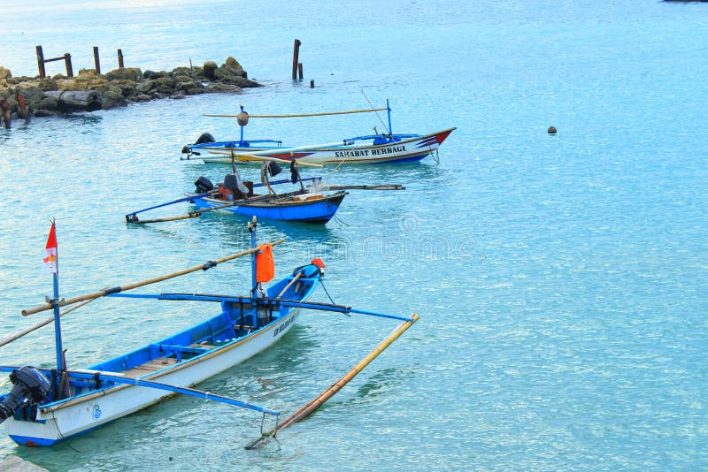 It is a Sampan and a Blue Sea Editorial Image - Image of rowing, kayak ...