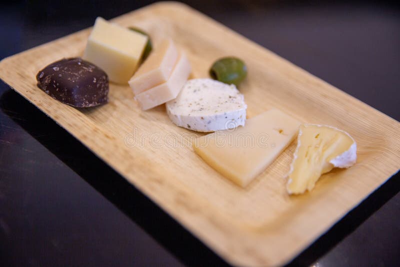Sampling Cheese and Chocolate Plate Stock Image - Image of cheddar ...