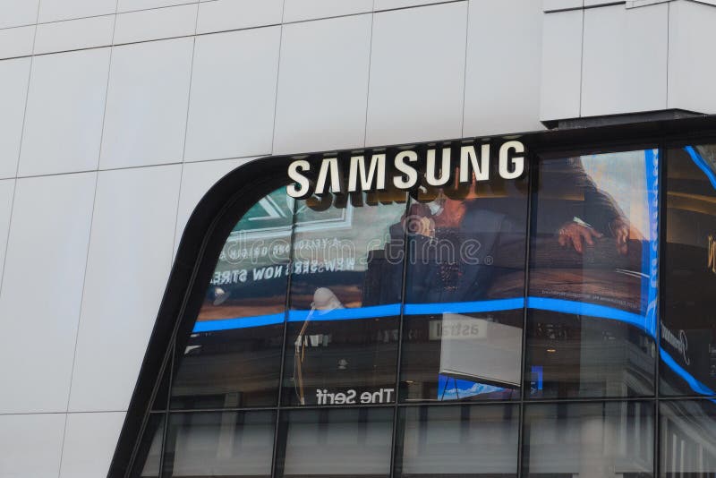 Samsung Company Sign in Toronto Editorial Photo - Image of exterior ...