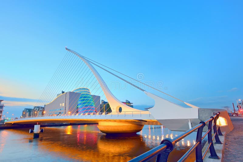 The Samuel Beckett Bridge editorial photo. Image of landmark - 43516096