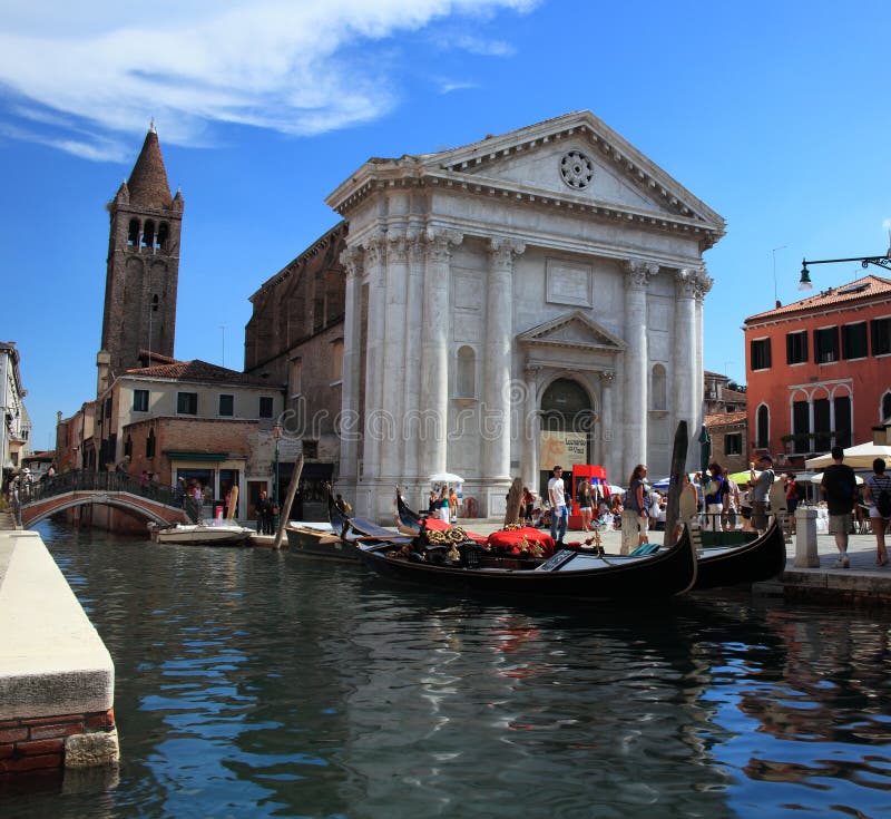 San Barnaba Church redaktionell foto. Bild av stad, europa - 39470870