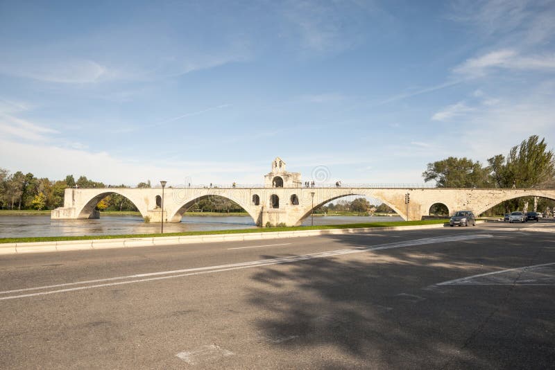 San-Benezet Del Ponte, Avignone, Francia Fotografia Stock - Immagine di ...