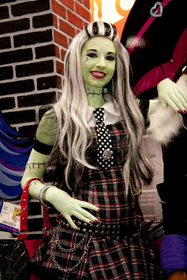 San Diego Comic Con 2011 editorial photo. Image of fantasy - 24436326