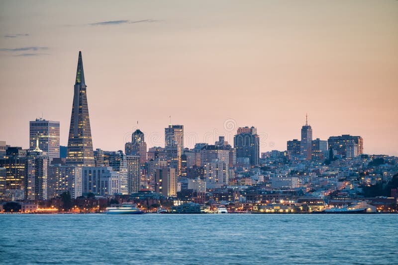San Francisco, California. Panoramic Sunset View of Downtown Skyline ...