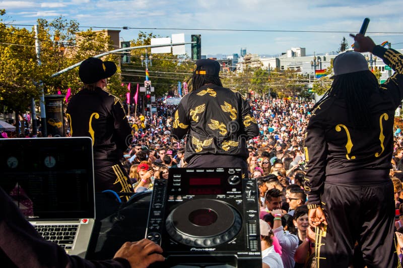 2015 San Francisco Pride editorial photography. Image of people - 57486307