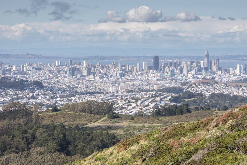 San Francisco Skyline from San Bruno Mountain State Park. Editorial ...
