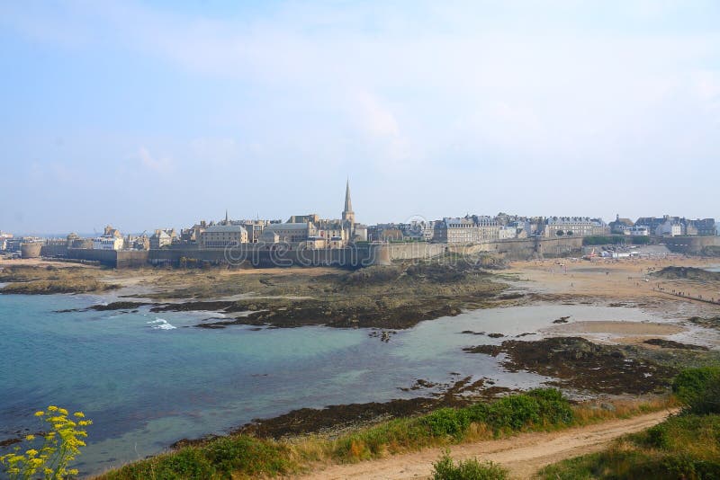 San Malo fotografia stock. Immagine di marea, francia - 97298384