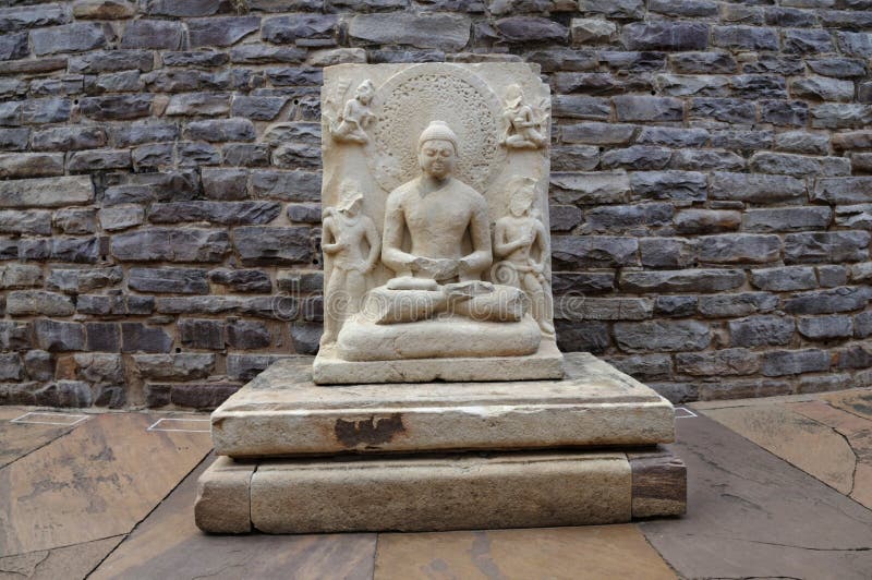 Sanchi Stupa. stock image. Image of buddha, history, exterior - 35583883