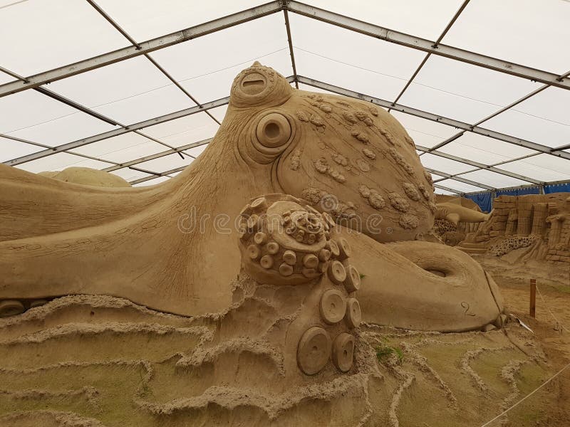 Beautiful Amazing Sand Sculptures Editorial Photography - Image of ...