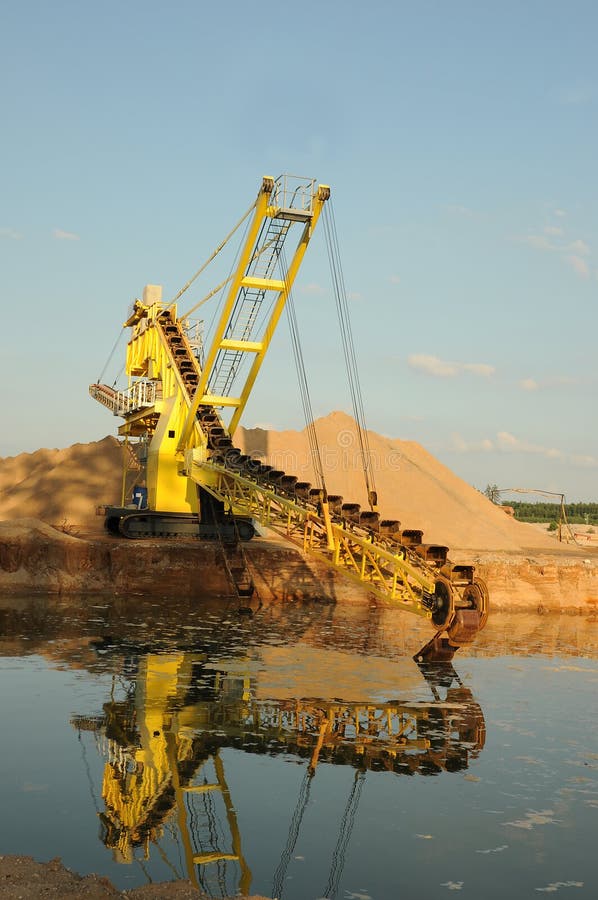 180+ Dredger Free Stock Photos - StockFreeImages