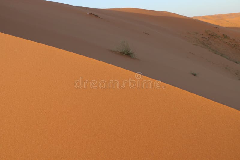 Sand Dune in Saudi Desert - Beautiful Arabian Desert Stock Photo ...