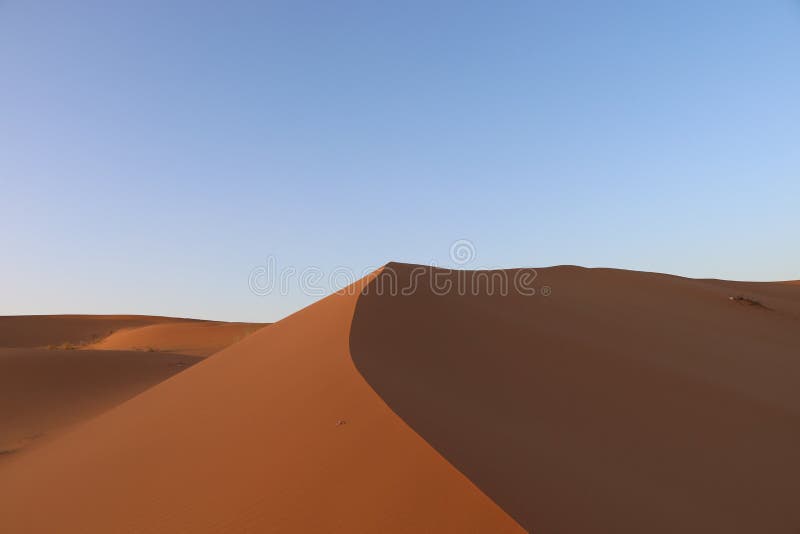 Sand Dune in Saudi Desert - Beautiful Arabian Desert Stock Image ...