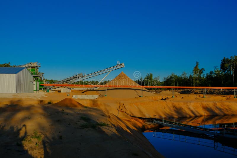 Sand Mining.equipment for Sand Mining.Equipment for Extracting Sand is ...